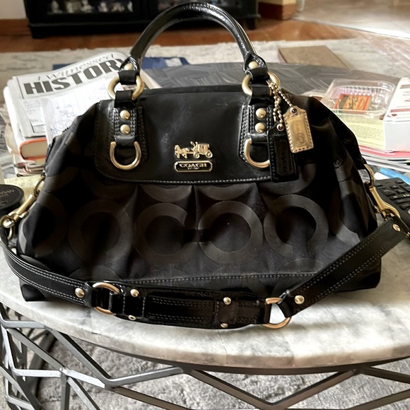 Coach | Bags | Coach Purse No F8882947 Used | Poshmark